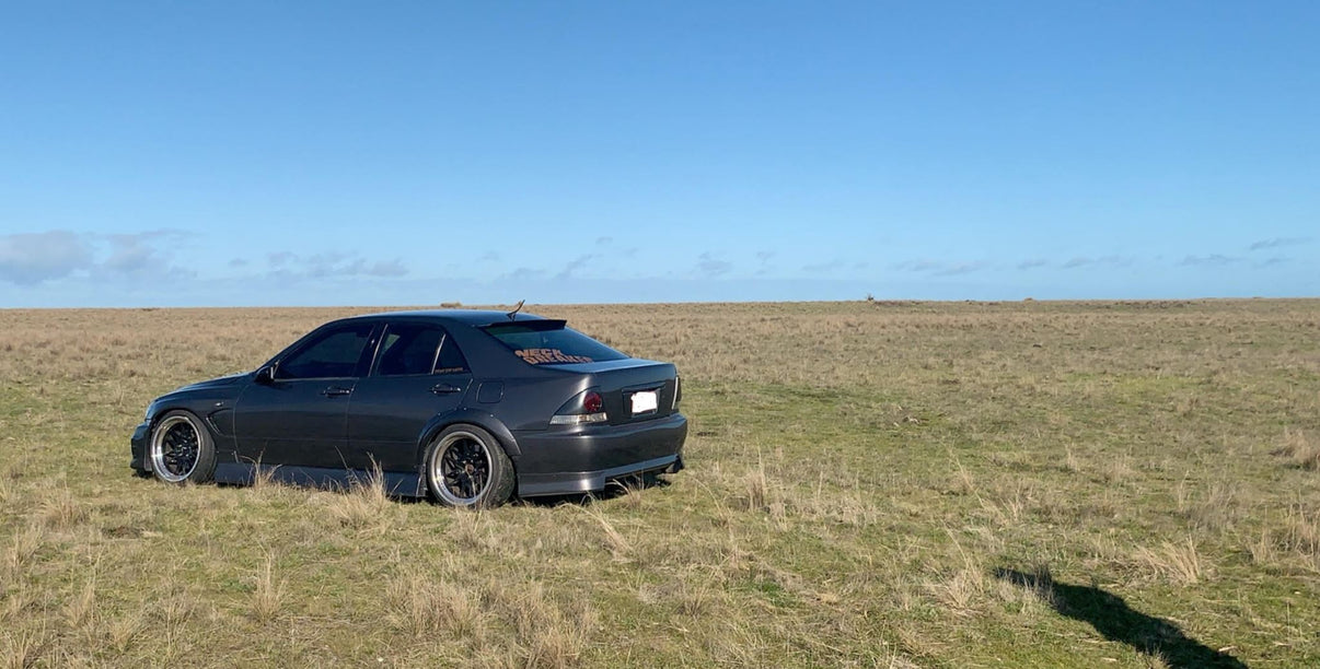 Toyota Altezza / Lexus IS200 / IS300 Roof Spoiler (Plastic) – Boosted Kiwi